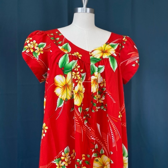 Vintage | Dresses | Vintage 7s80s Hawaiian Hibiscus Flower Muumuu Dress ...
